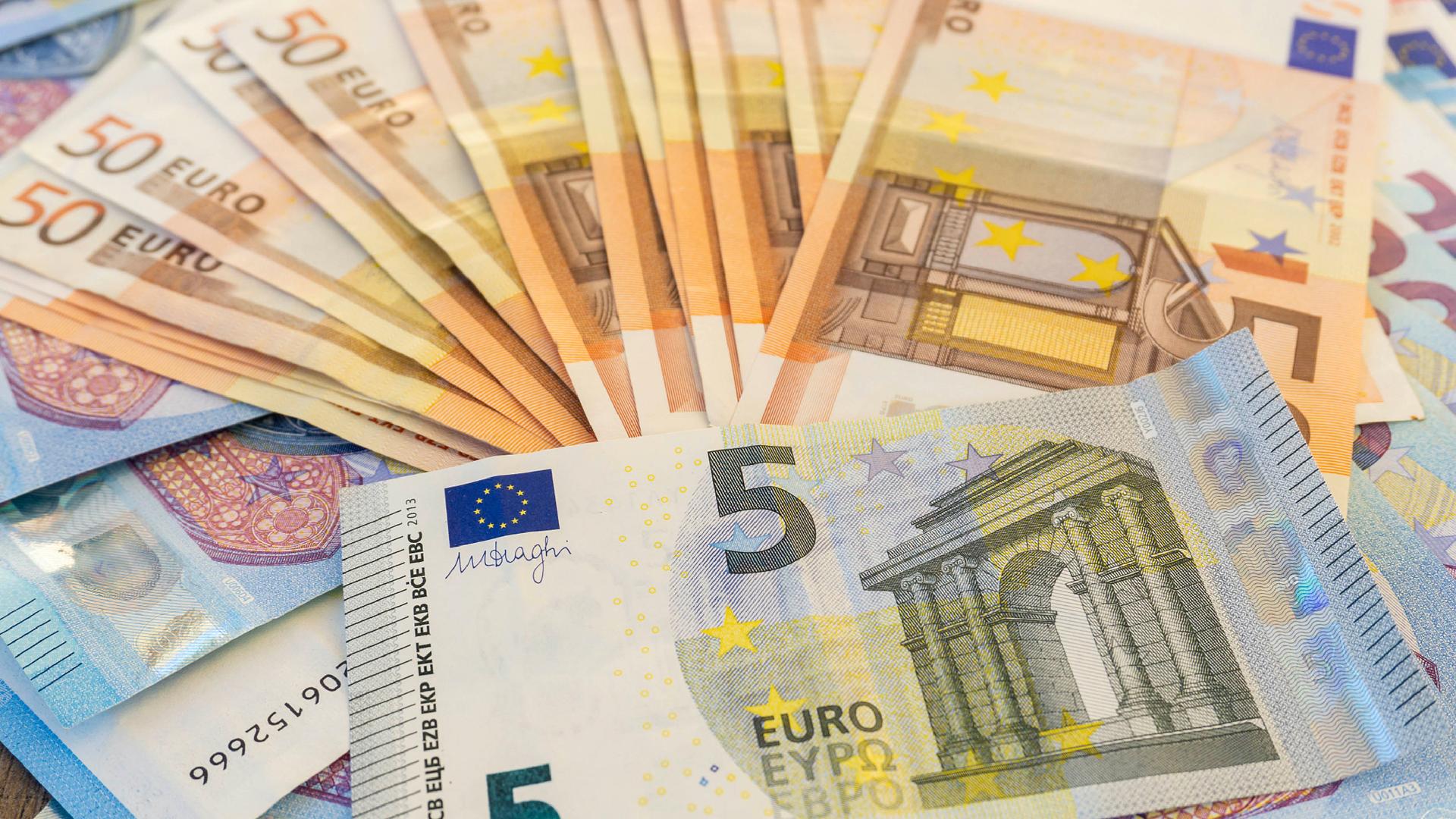 Germany unveils 130 billion-euro stimulus package - CGTN