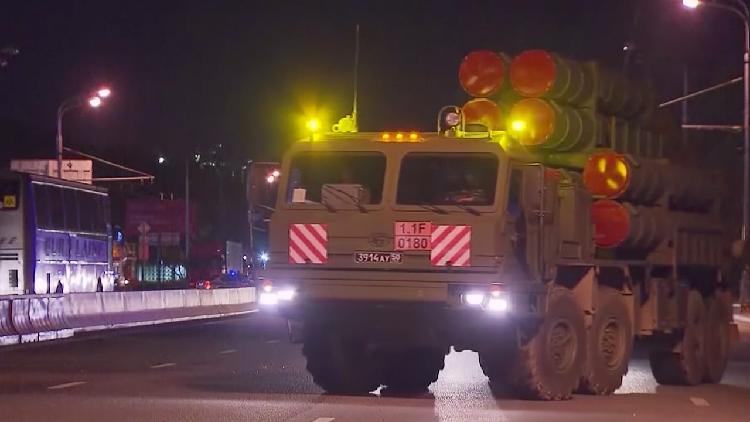 Night-time rehearsal for Victory Day parade held in Moscow - CGTN