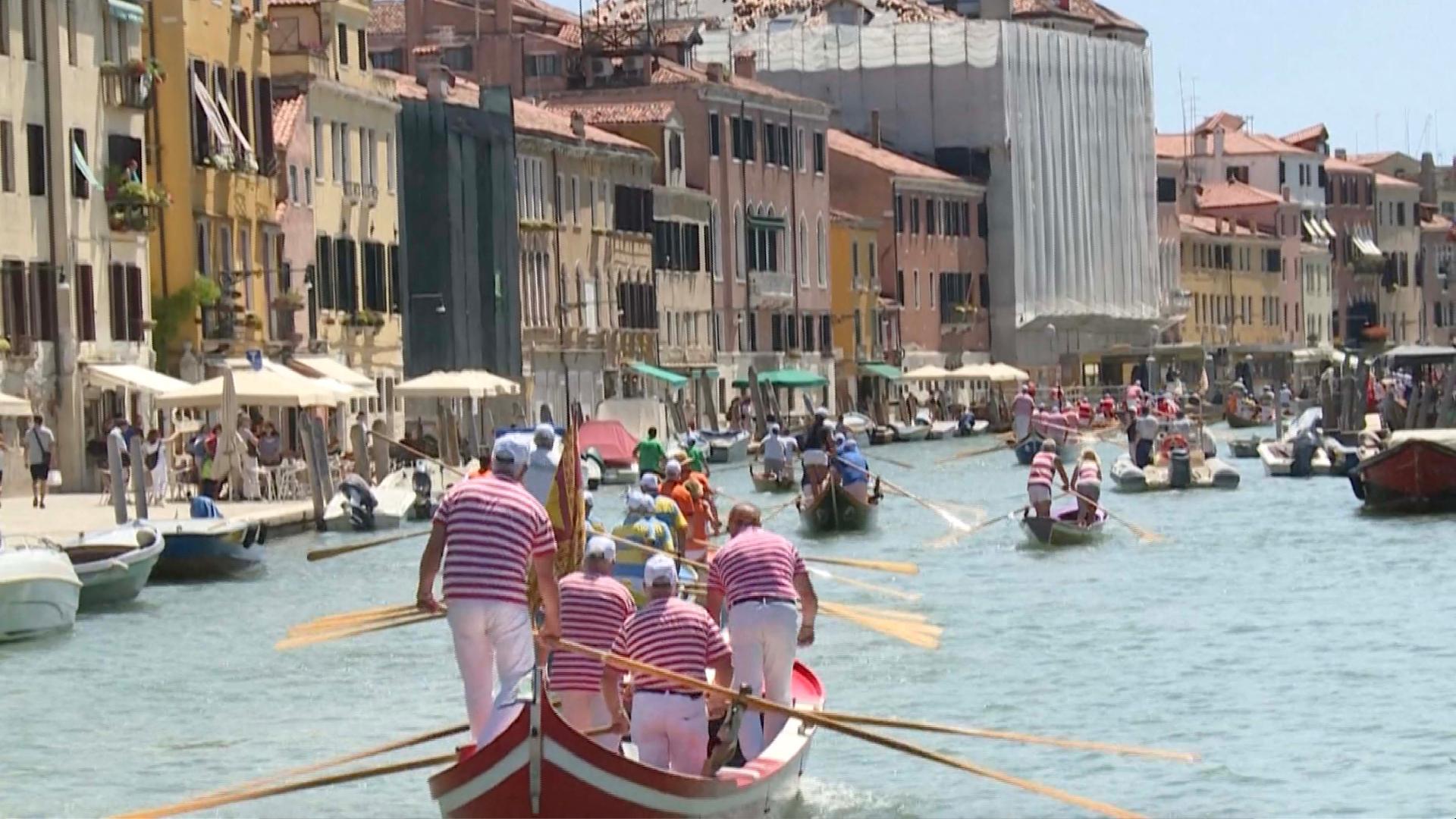 Venice stages its first boat race since the lockdown - CGTN
