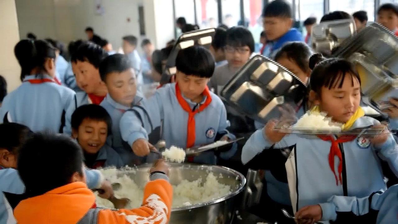 We launch pilot projects and build a mechanism on poverty alleviation ...