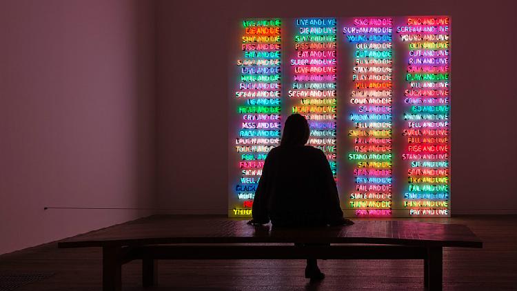 Tate opens 1st exhibition since lockdown with artist Bruce Nauman - CGTN