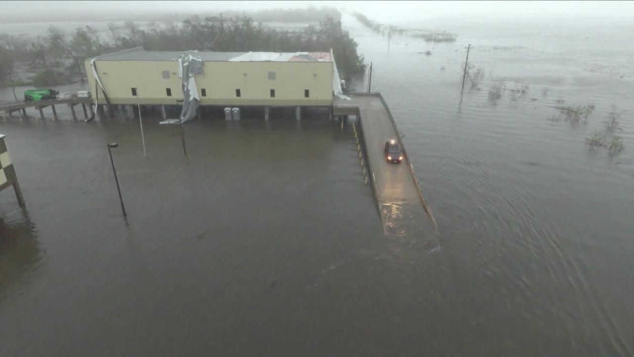 Hurricane Delta hits Louisiana at over 160 kilometers per hour - CGTN