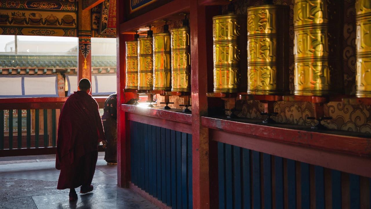Tracing the origin of the Living Buddhas reincarnation system - CGTN