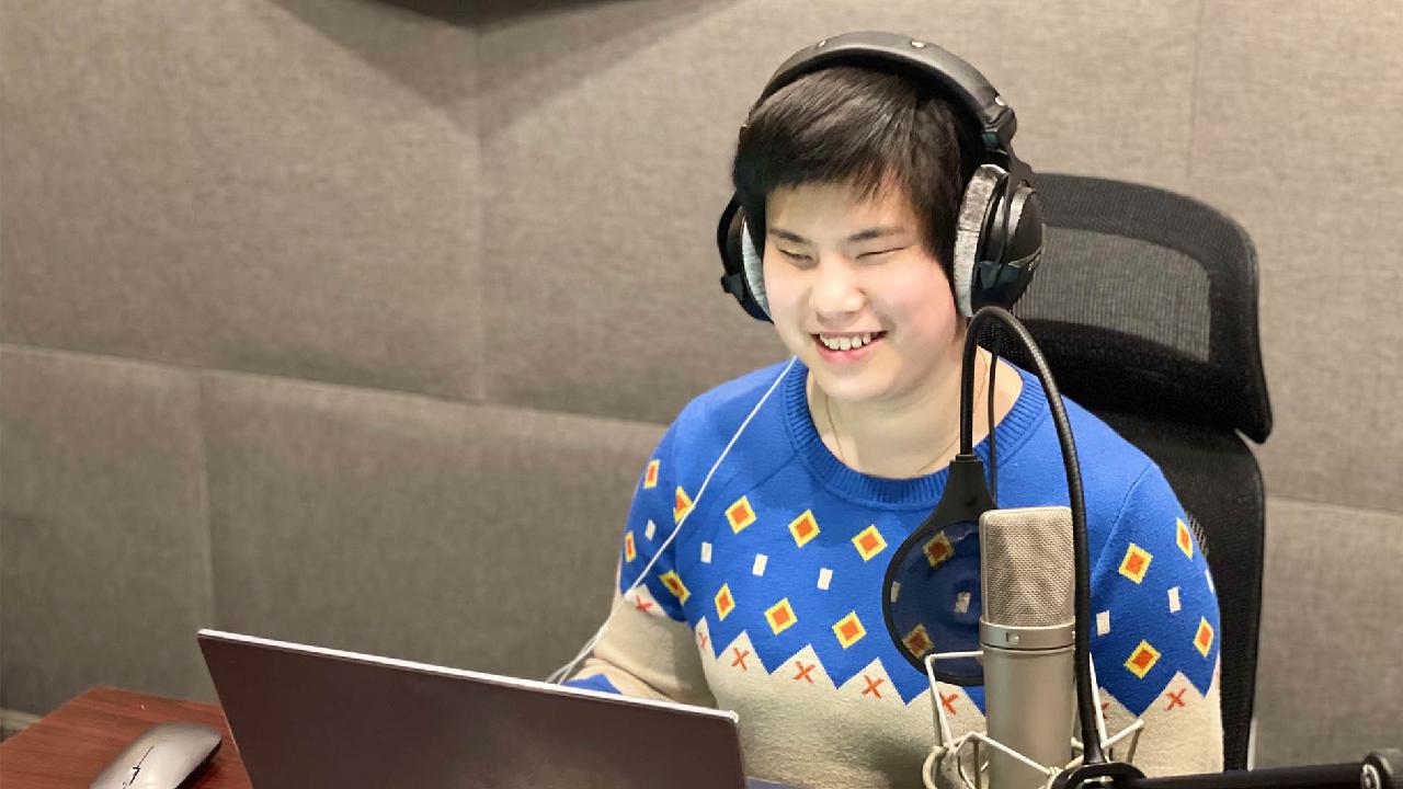 Visually-impaired woman fights for career opportunities - CGTN