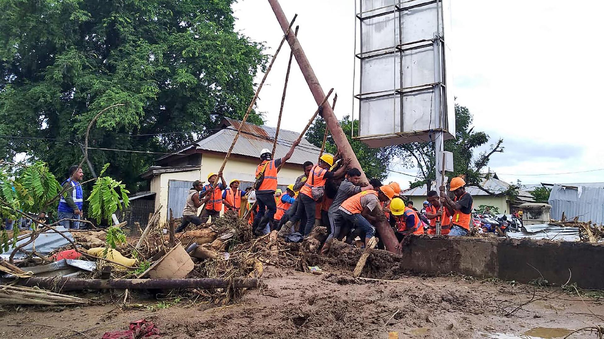 Over 150 killed by floods in Indonesia and Timor-Leste - CGTN