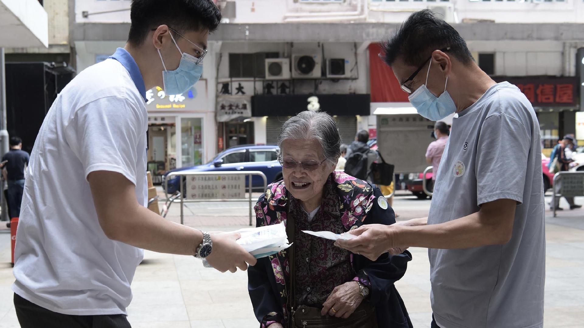 2 million free face masks distributed in Hong Kong - CGTN