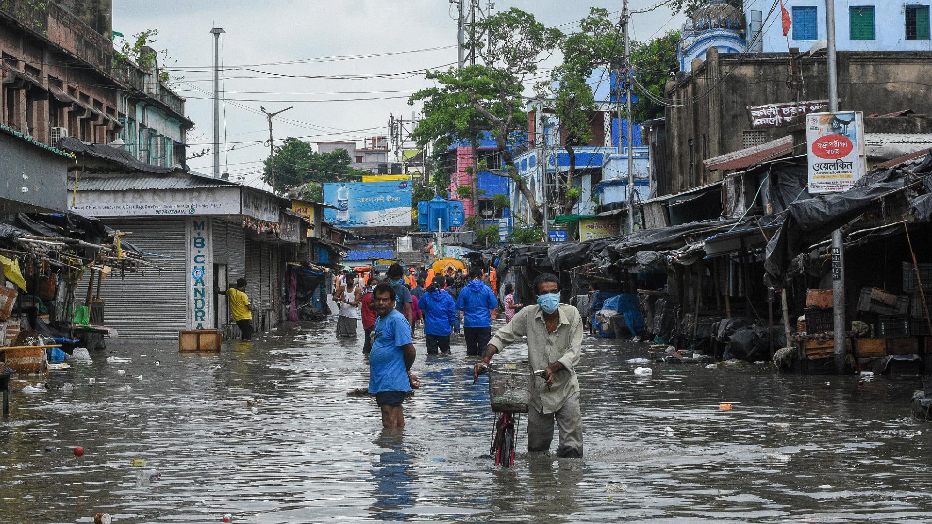 Deadly cyclone batters eastern India, at least five killed - CGTN