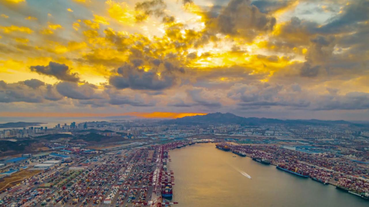 Qingdao automated port terminal sets 7th world record - CGTN