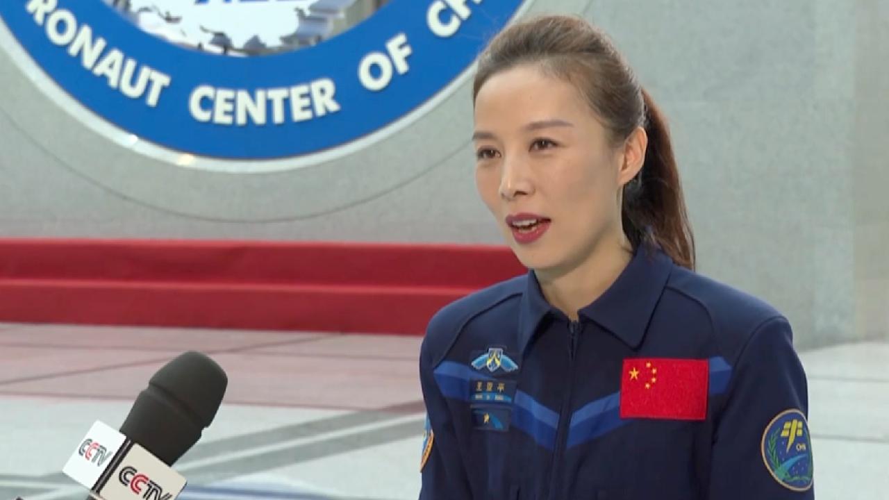 What did China's first female astronaut on its space station pack? - CGTN