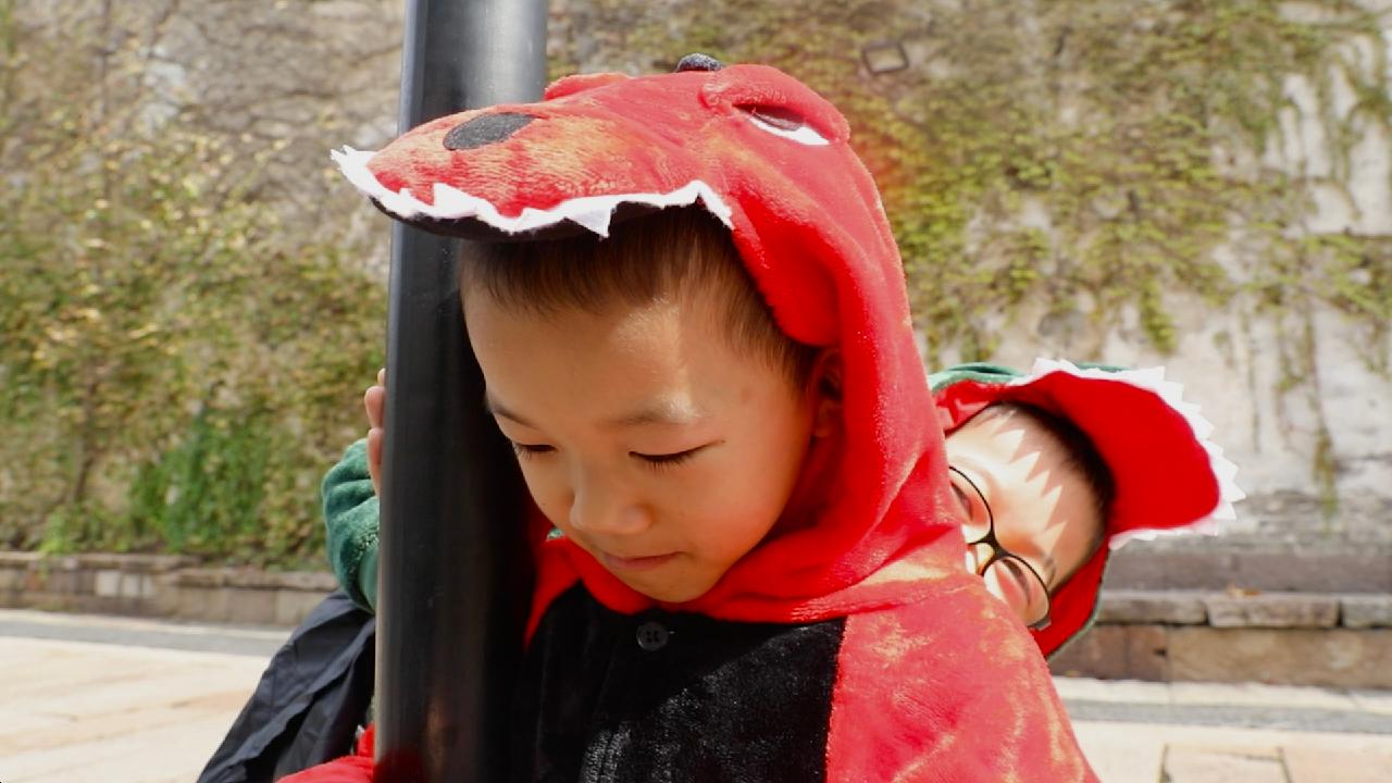 Definition of drama through a child's eyes - CGTN