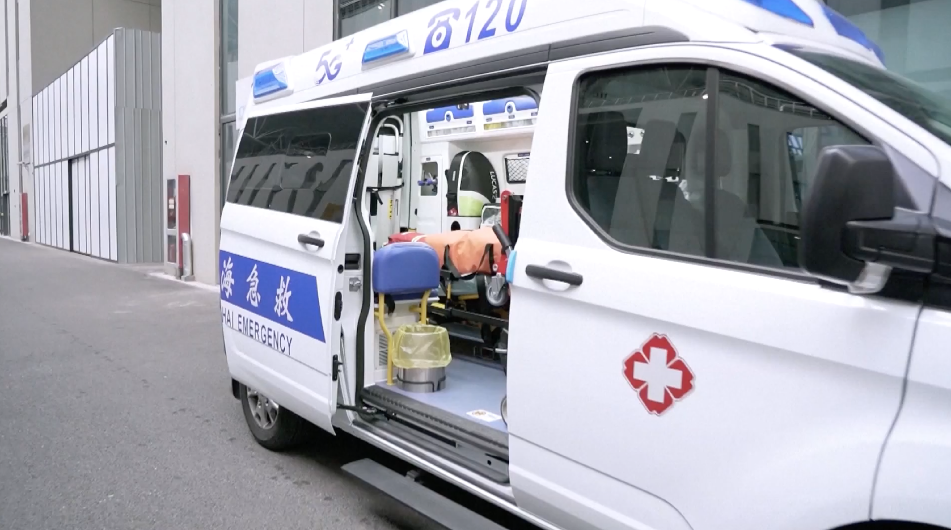 China's 5G ambulances offer efficient first-aid services - CGTN