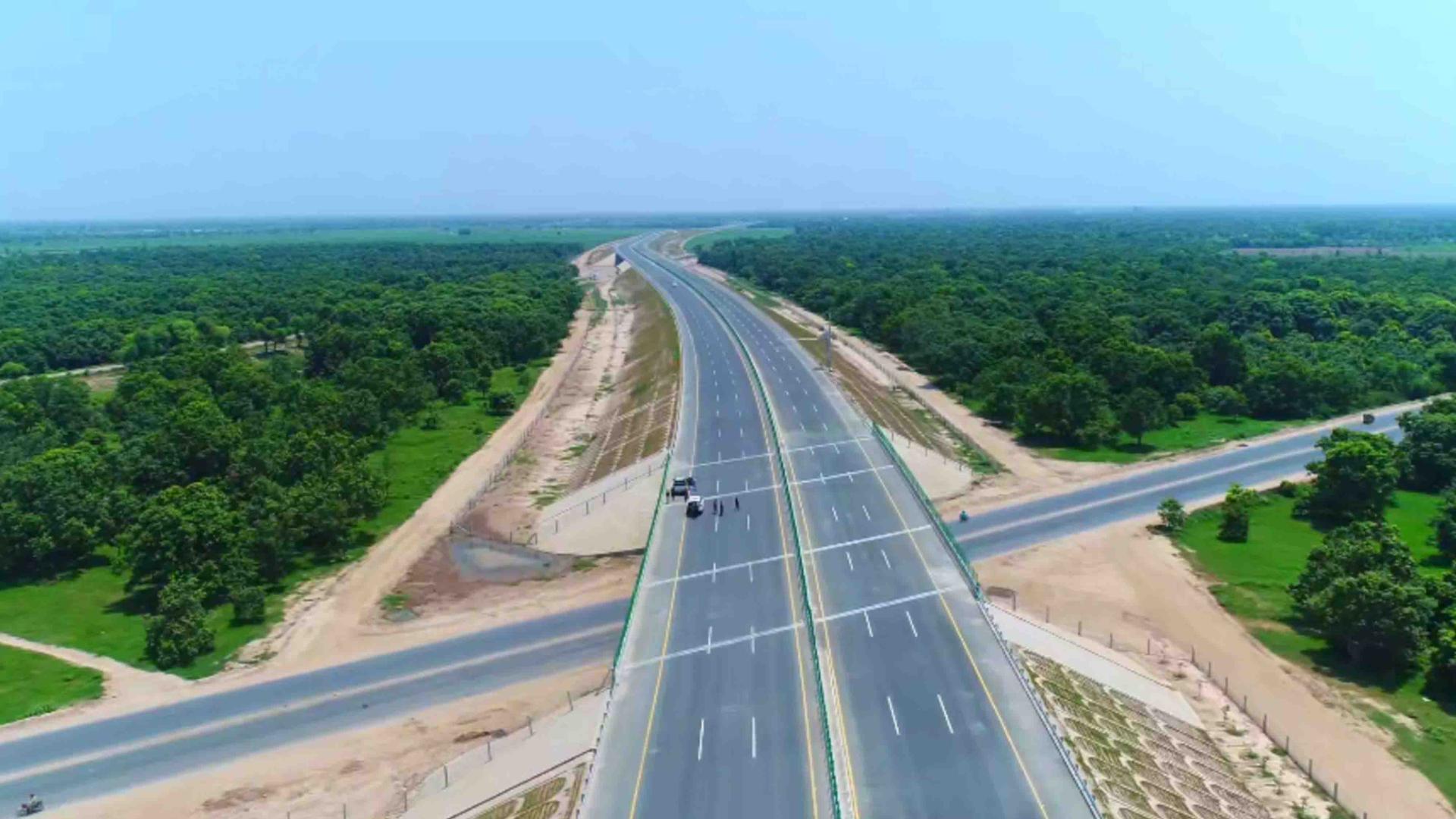 Peshawar-Karachi Motorway improves traffic efficiency in Pakistan - CGTN