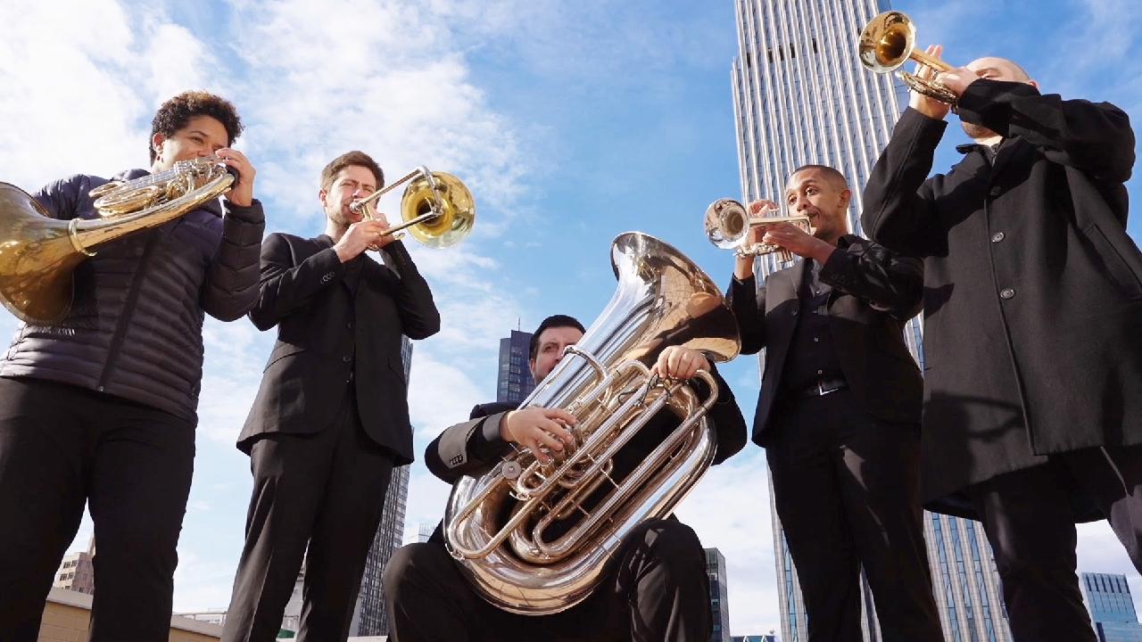 A musical toast to 2022! - CGTN