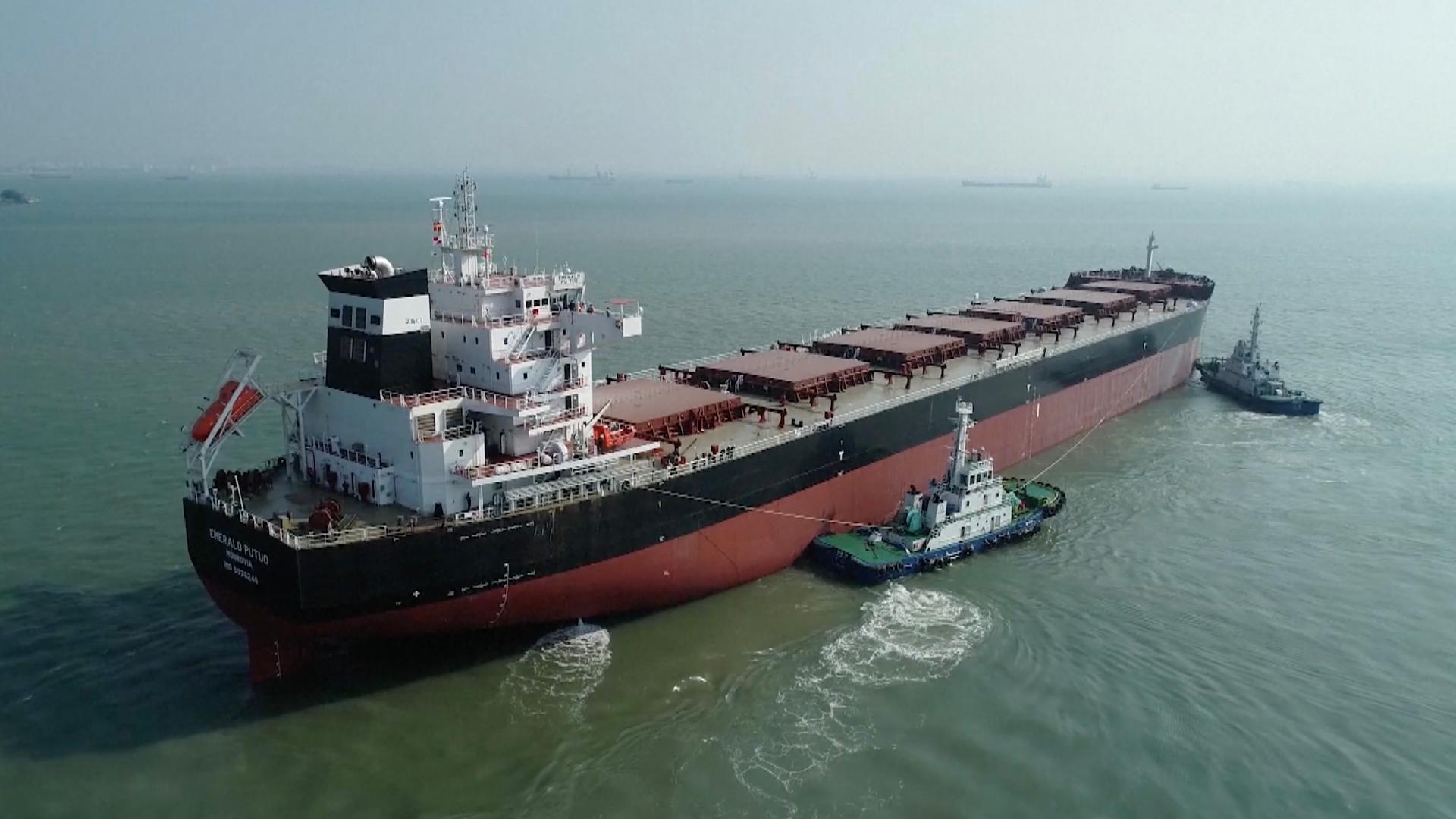China's self-developed super large bulk carrier ship delivered - CGTN