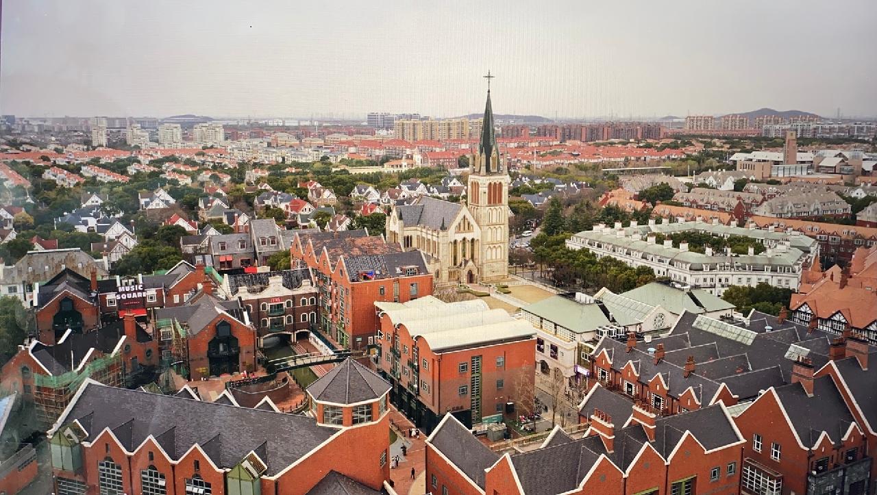 Town by the city: A slice of England in Shanghai - CGTN