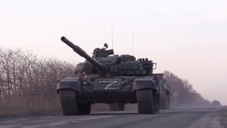 Russia and Ukraine gear up to battle in Mariupol - CGTN