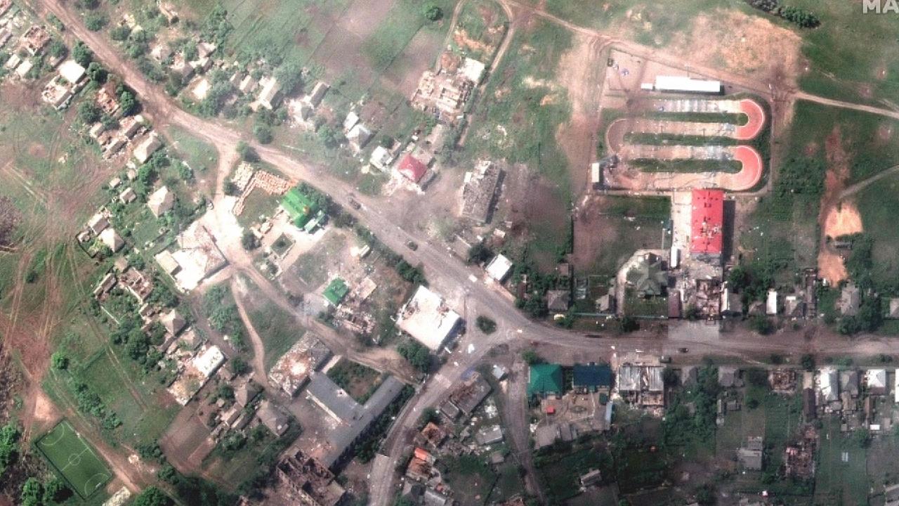 Russia captures the strategic town of Lyman, Ukraine vows resistance - CGTN