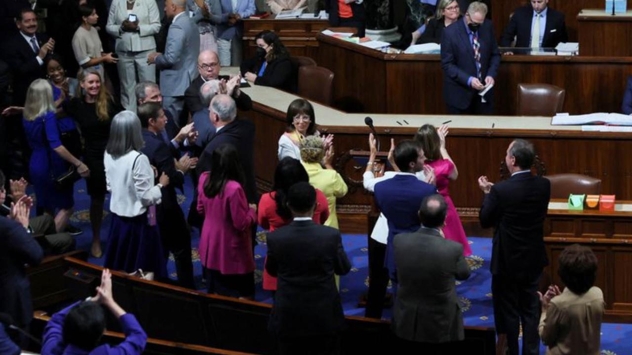 U.S. Senate narrowly approves new legislation by 51-50 - CGTN