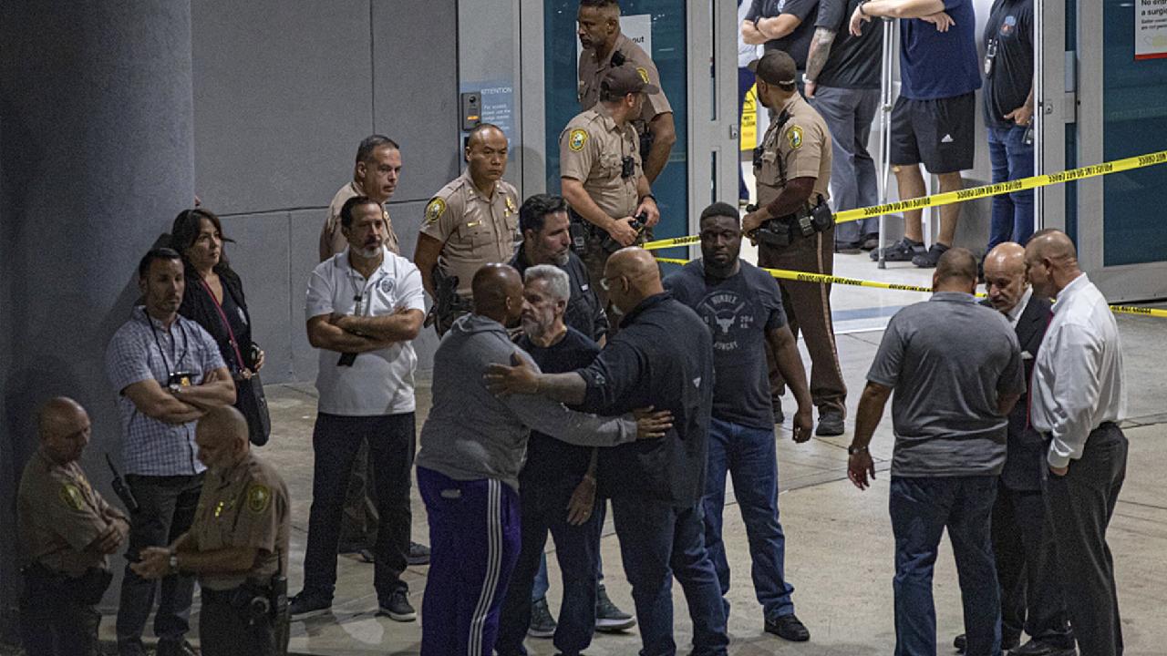 Florida officer in critical condition after shooting, suspect killed - CGTN