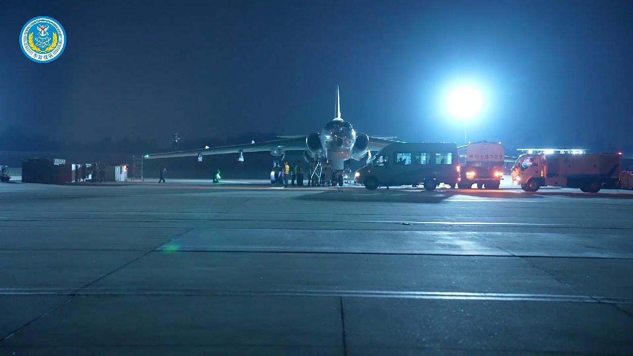 PLA Eastern Theater Command conducts night flying drills - CGTN