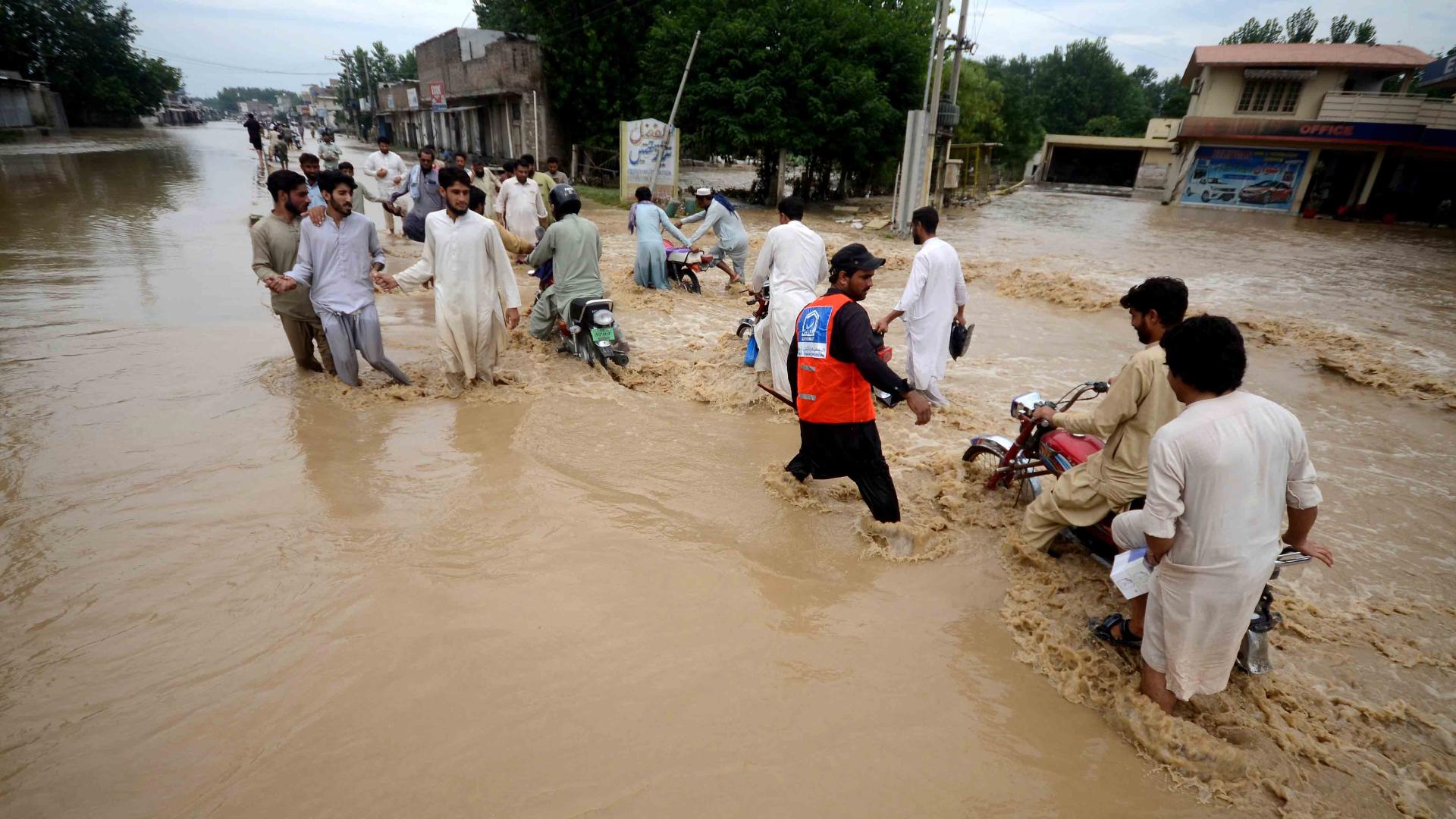 Pakistan rainfall nearly triples 30-year average - CGTN