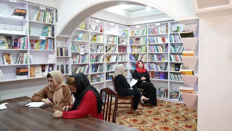 Women's library in Kabul aims to empower women through education - CGTN