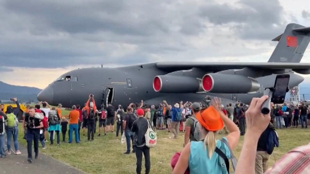 China's Y-20 transport aircraft draws attention at Airpower in Austria - CGTN