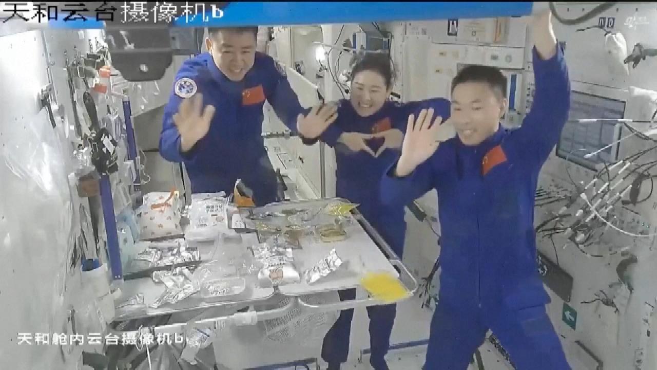 'Stars in the Milky Way' at the 2022 Mid-Autumn Festival Gala - CGTN