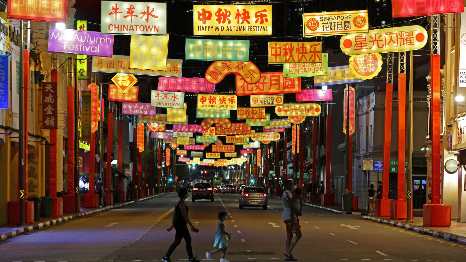 Festivities back in full swing in Singapore - CGTN