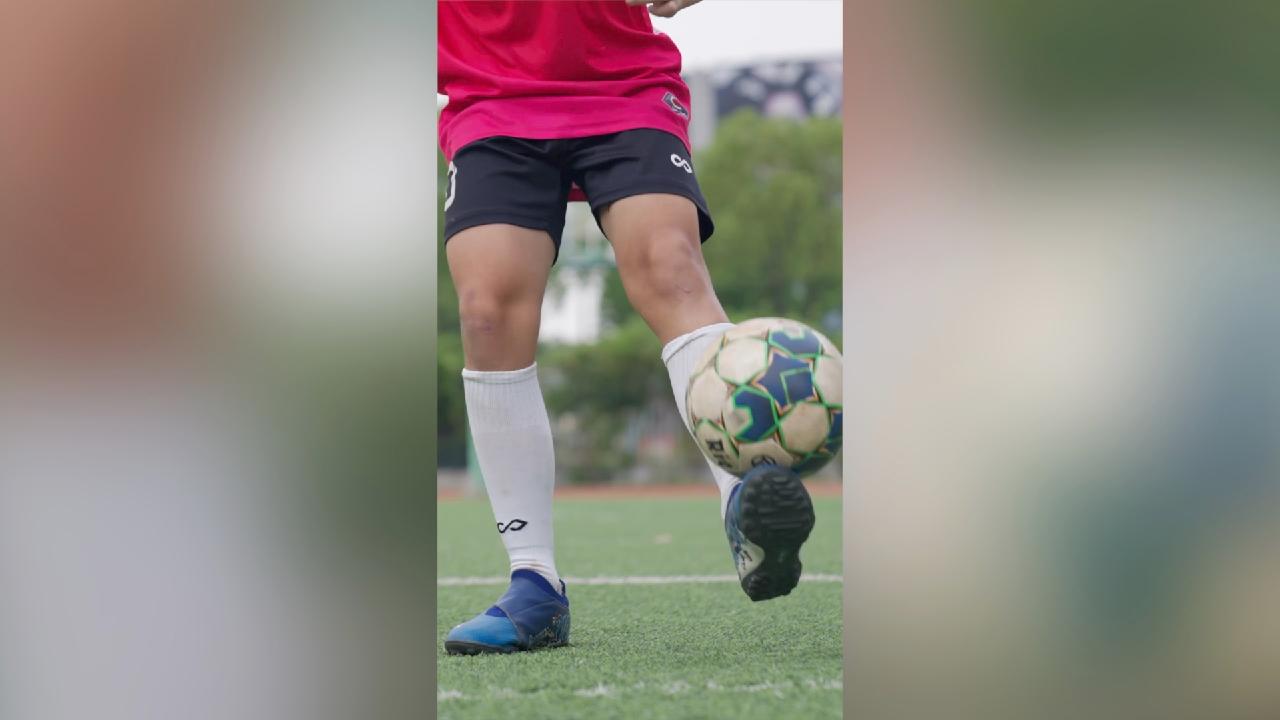 Soccer prodigy shows off skills in E China's Ningbo - CGTN