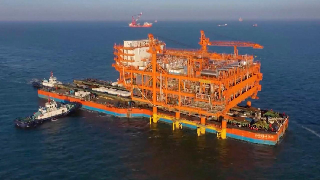 Major Chinese offshore oil platform completes floatover installation - CGTN