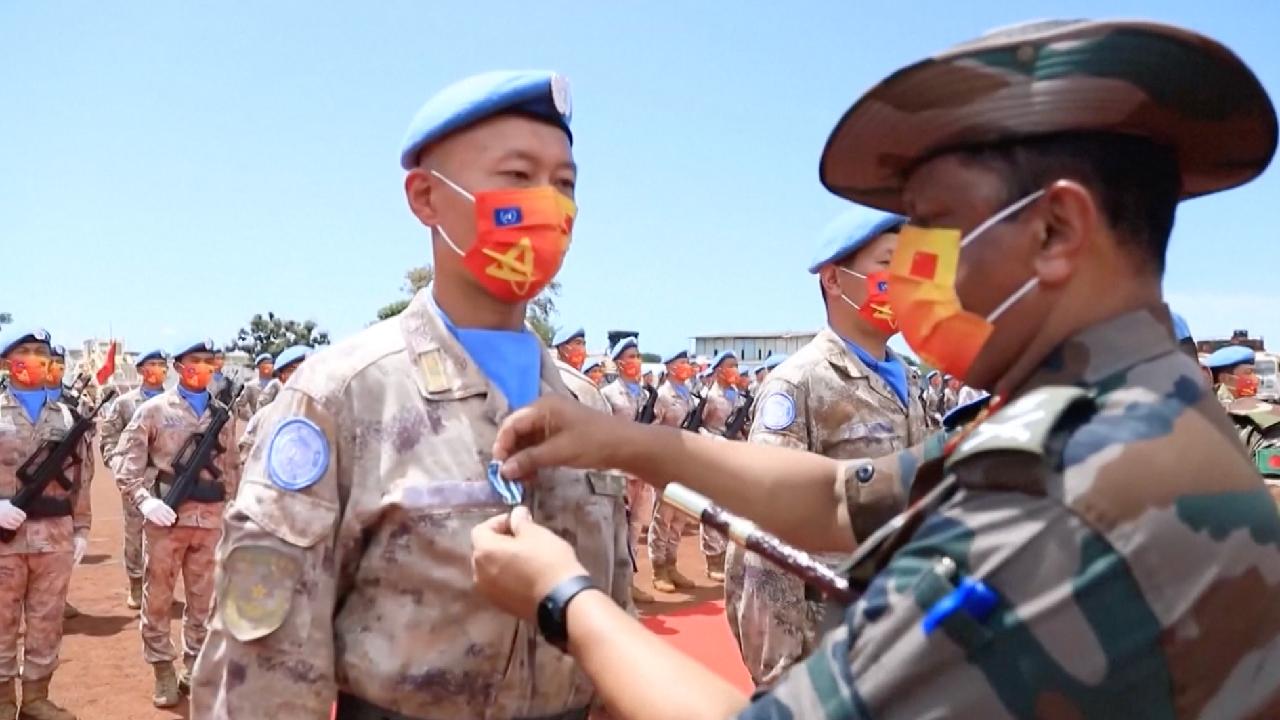 Chinese peacekeepers in Africa awarded UN Peace Medals - CGTN