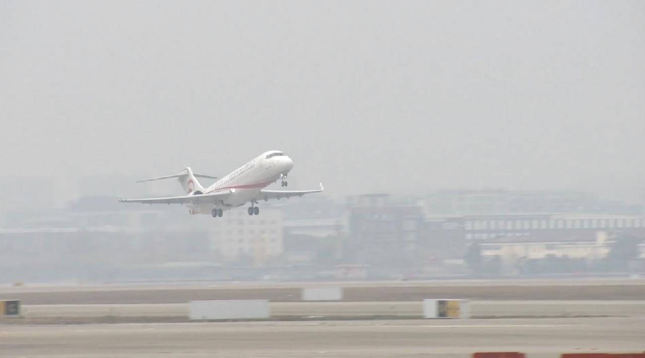 COMAC celebrates six years of ARJ21 deliveries - CGTN