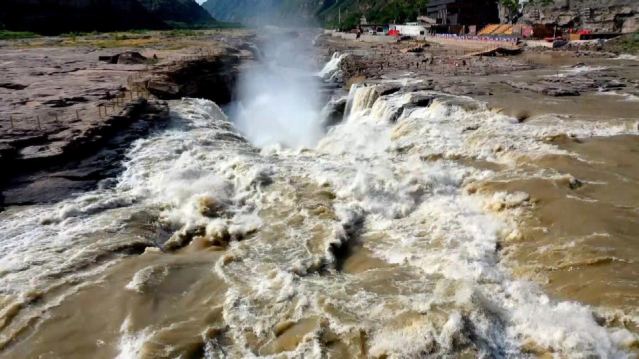 Yellow River's Hukou Waterfall appears clearer in N China - CGTN