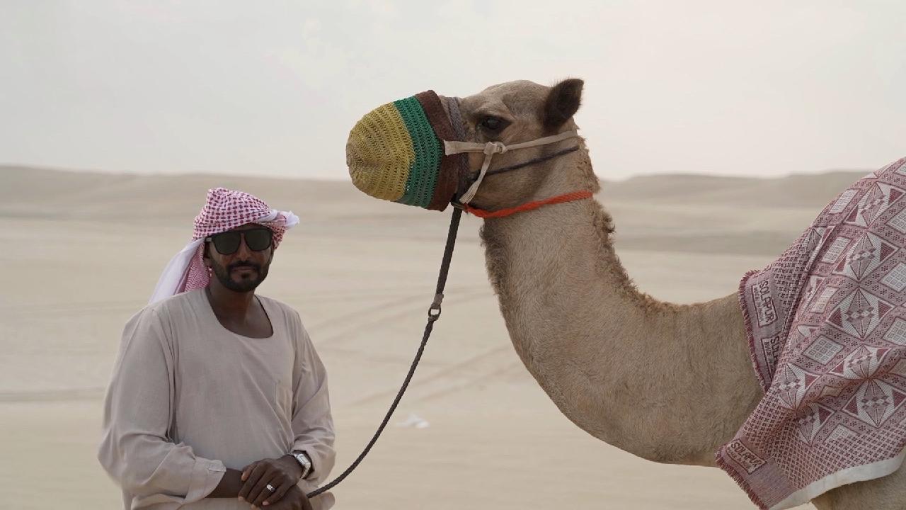 2022 World Cup Vlog: A taste of camel riding in Qatar - CGTN