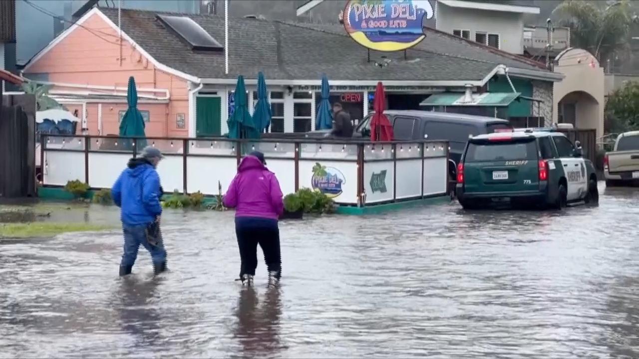 Powerful storm hits California, leaving thousands homeless - CGTN