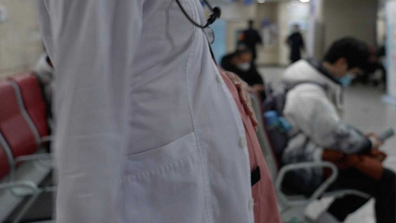 Pregnant pediatrician's commitment to patients during peak of pandemic ...