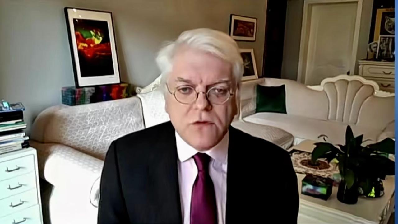 Josef Mahoney speaks on China's dynamic zero-COVID policy - CGTN