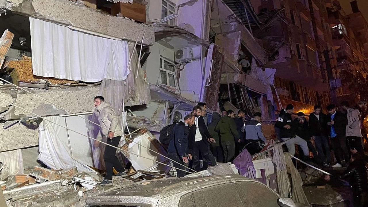 Strong earthquake hits Türkiye - CGTN