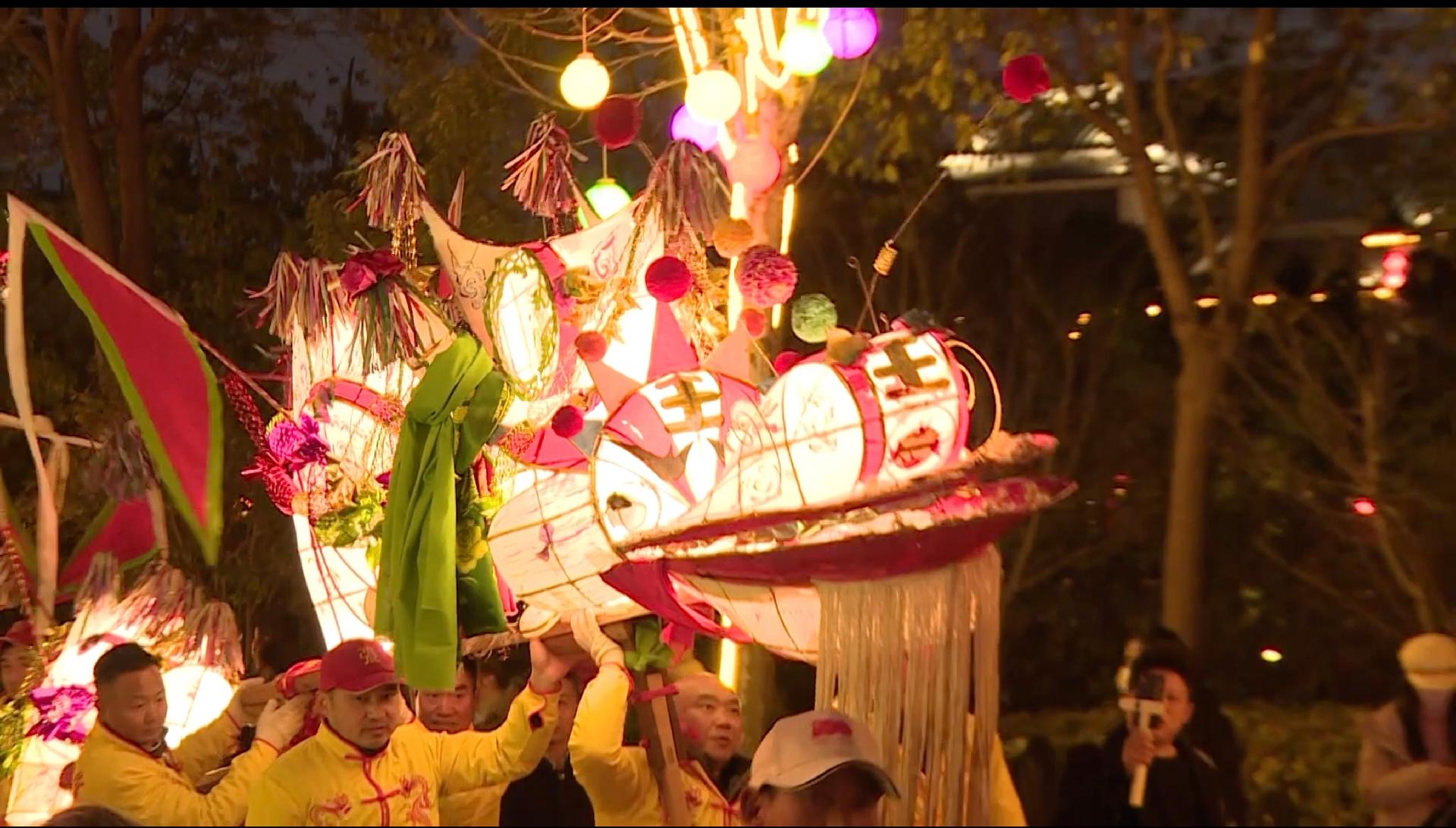 300-meter long dragon lantern made to celebrate the Lantern Festival - CGTN