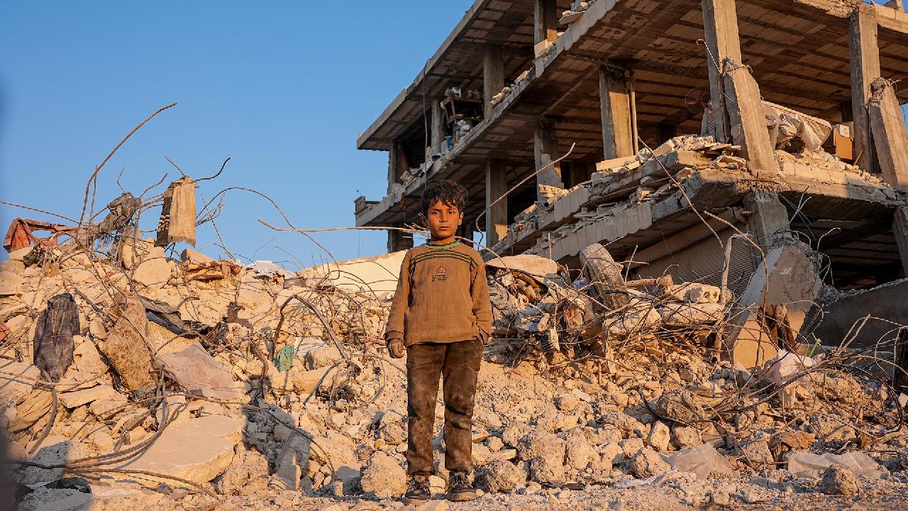 Expert: Rebuild of public system in Syria should pass minimum standard ...