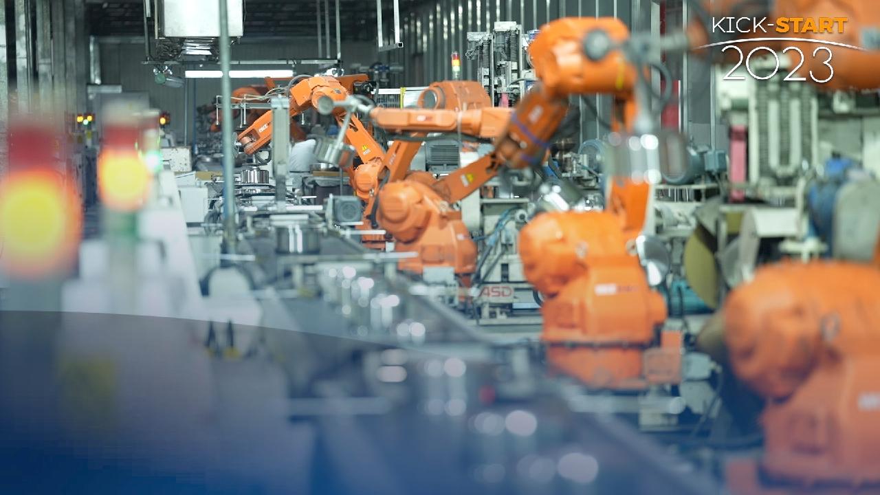 Watch an Intelligent Robot make a pan in two minutes - CGTN