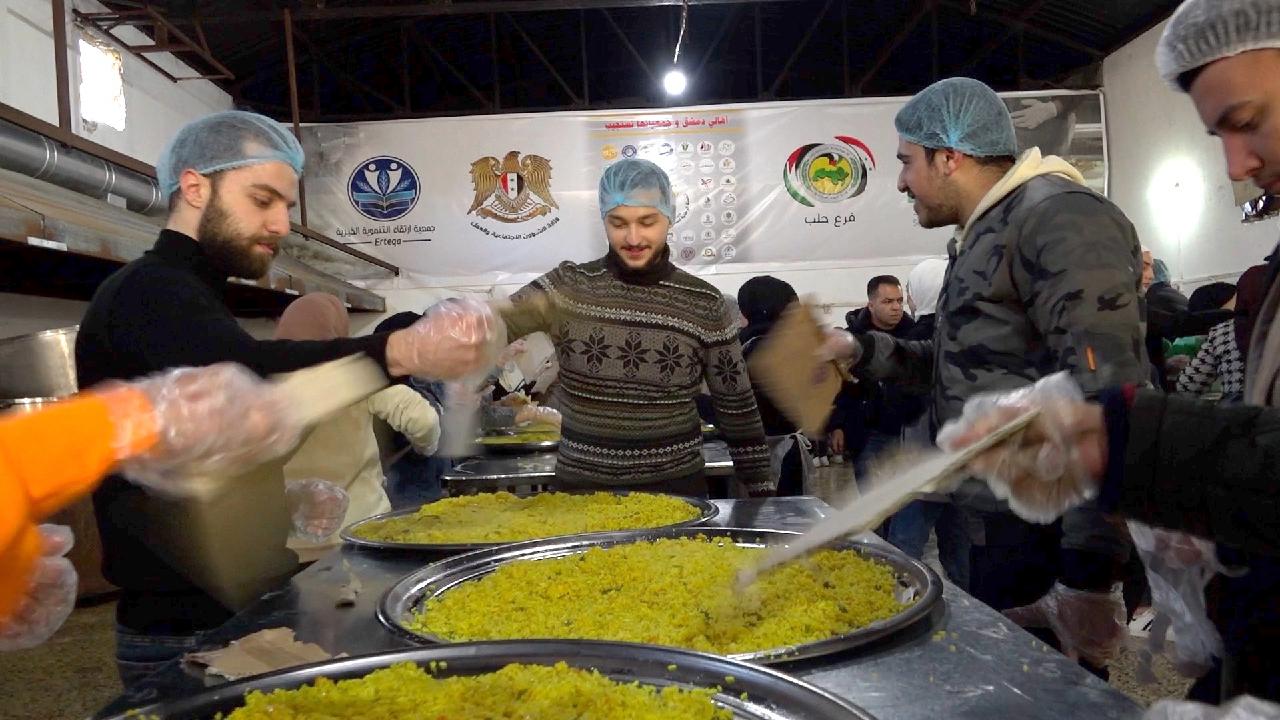 Local communities in Syria work together to help the displaced - CGTN