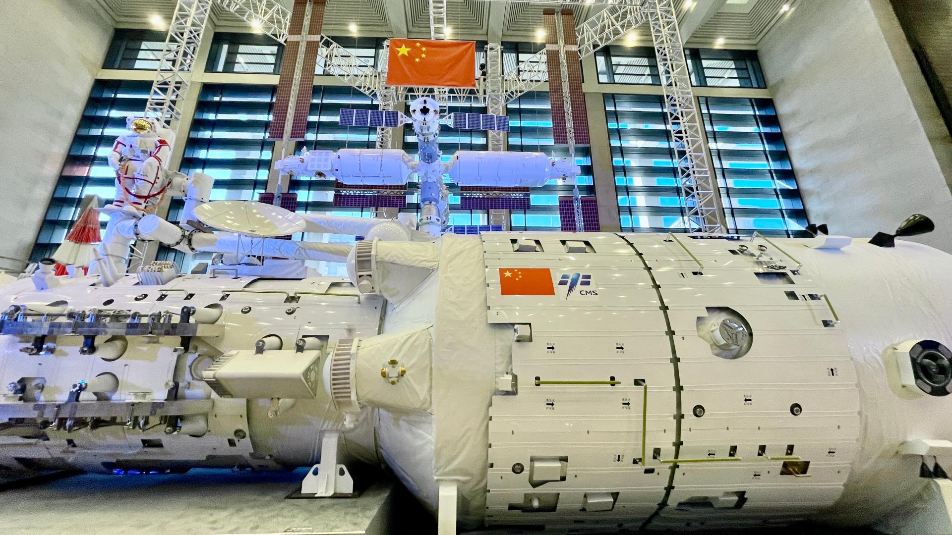 China's manned space program marks 30 years with grand exhibition - CGTN