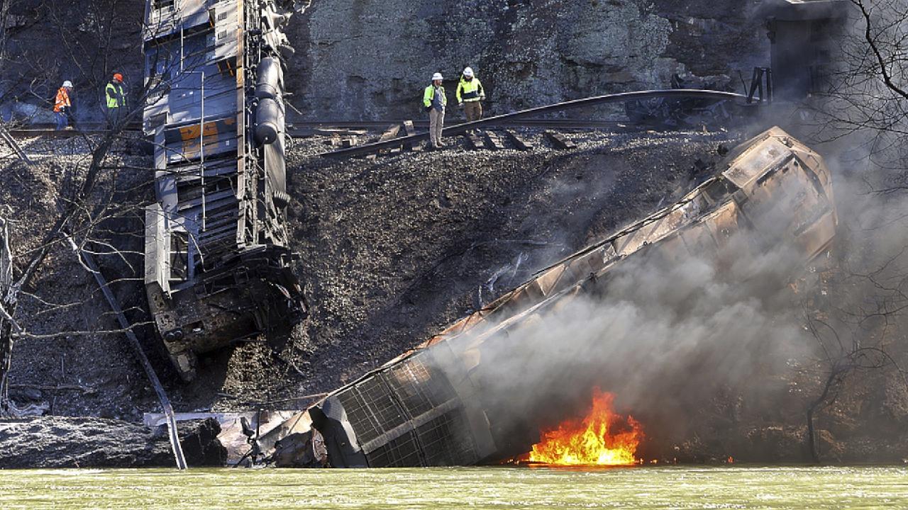 3 injured in freight train derailment in West Virginia, U.S. - CGTN