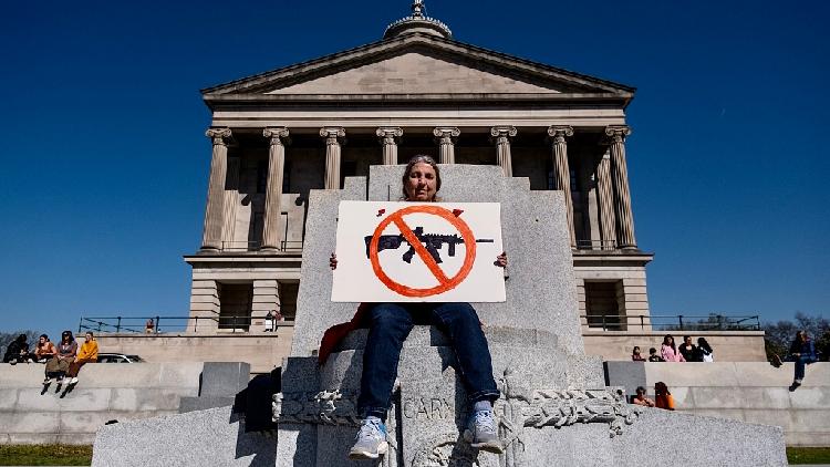 Nashville protesters demand gun reform following school shooting - CGTN