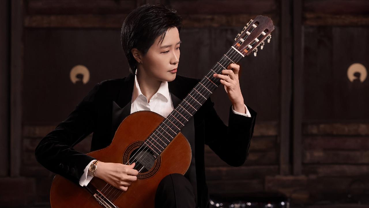 Enter the musical world of guitarist Su Meng - CGTN