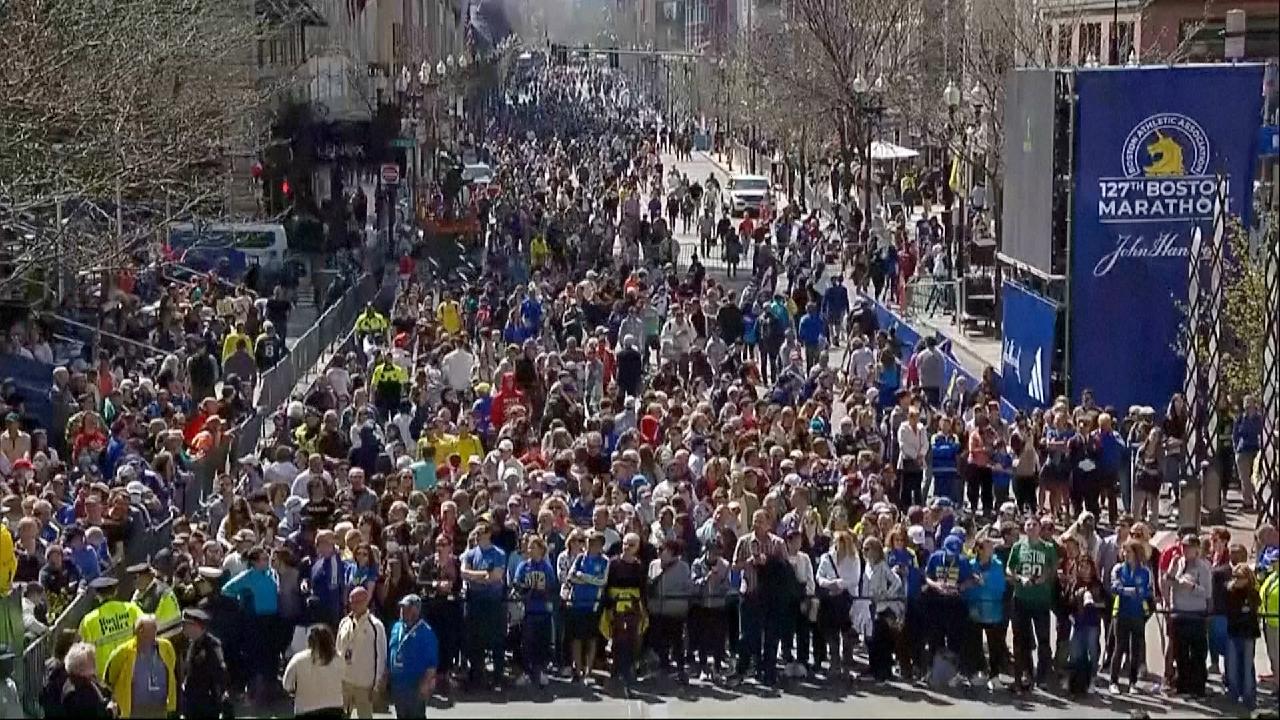 People commemorate 10th anniversary of Boston Marathon bombing - CGTN