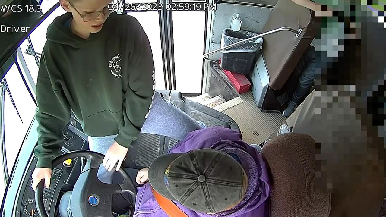 Teenager heroically stops school bus after driver passes out - CGTN