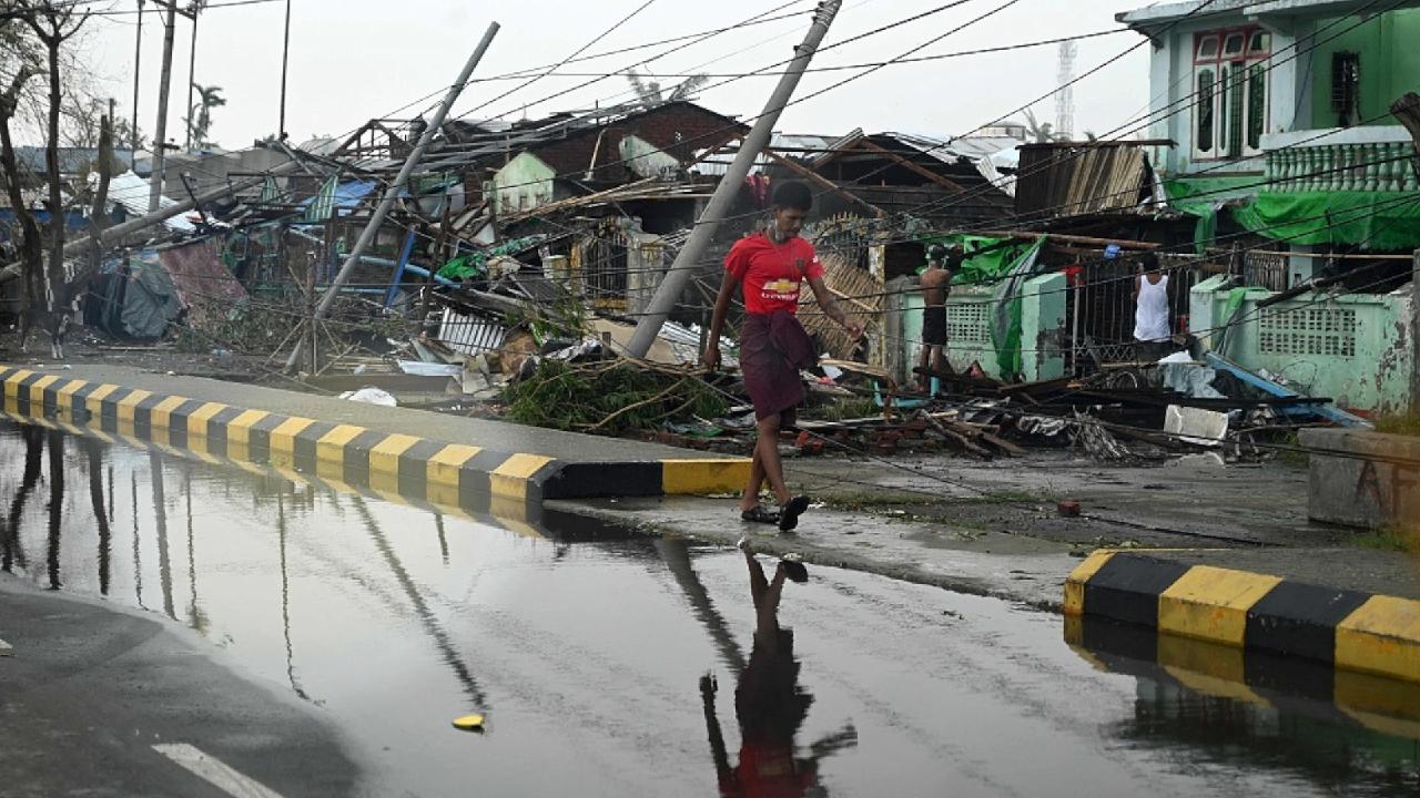 Cyclone Mocha leaves at least 41 dead in Myanmar's Rakhine state - CGTN Cyclone Mocha leaves at least 41 dead in Myanmar's Rakhine state - CGTN